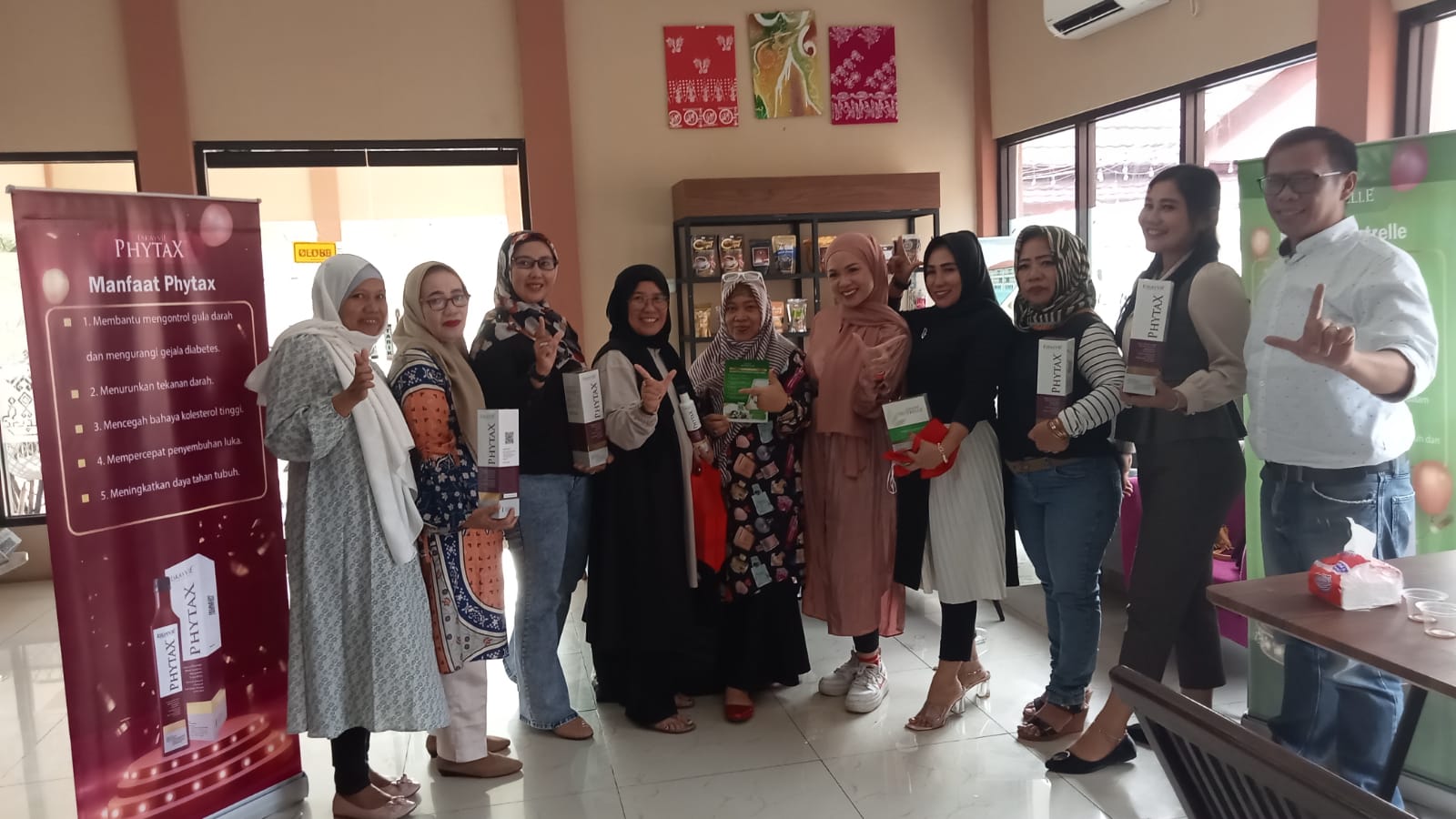 Sehat Bersama Keluarga, Produk Eskayvie ramaikan pasar Muara Enim ...